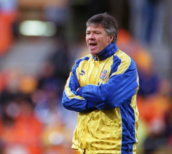 Steve Perryman MBE | The Official Site